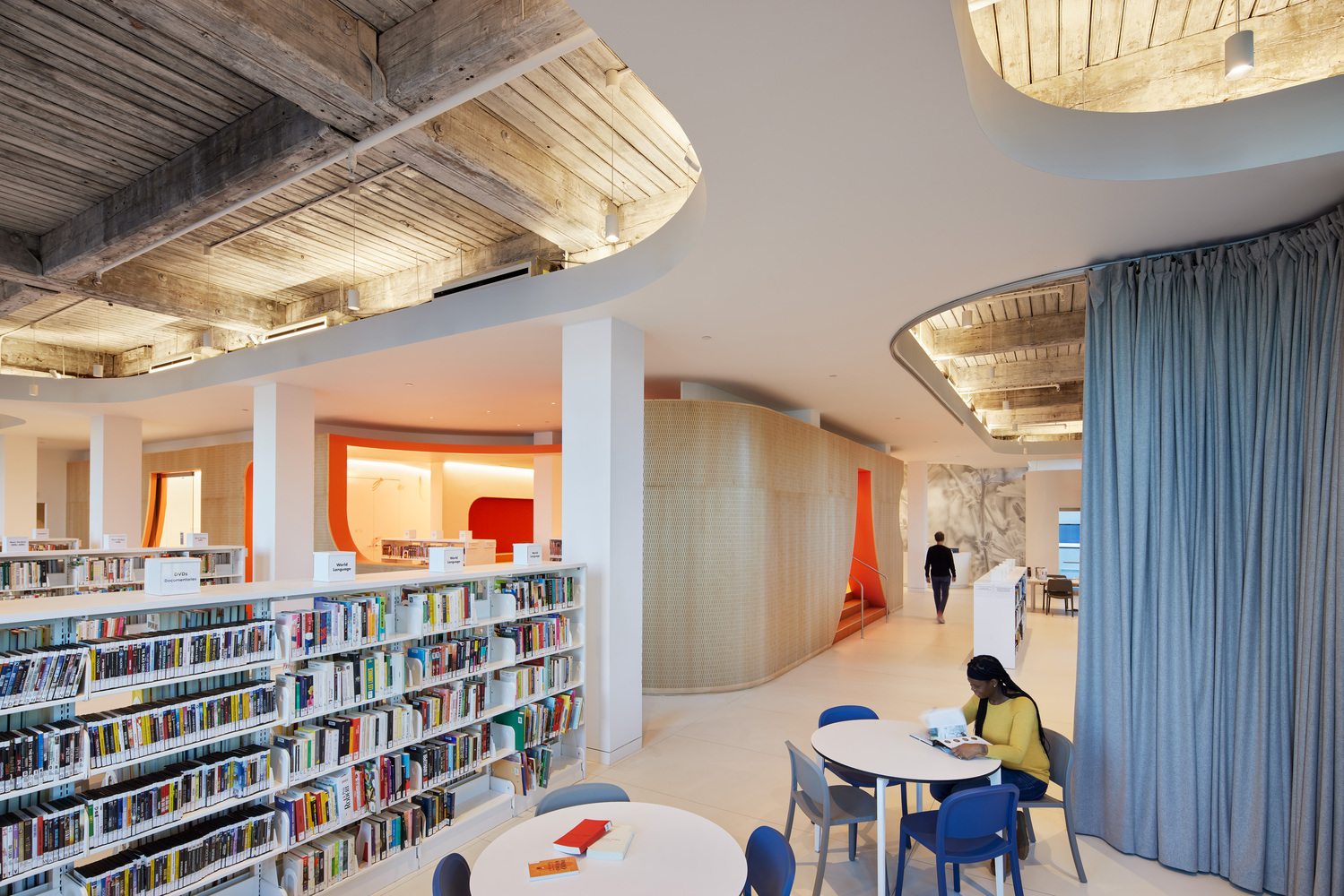 Adams Street Library – Free Workspace – New York