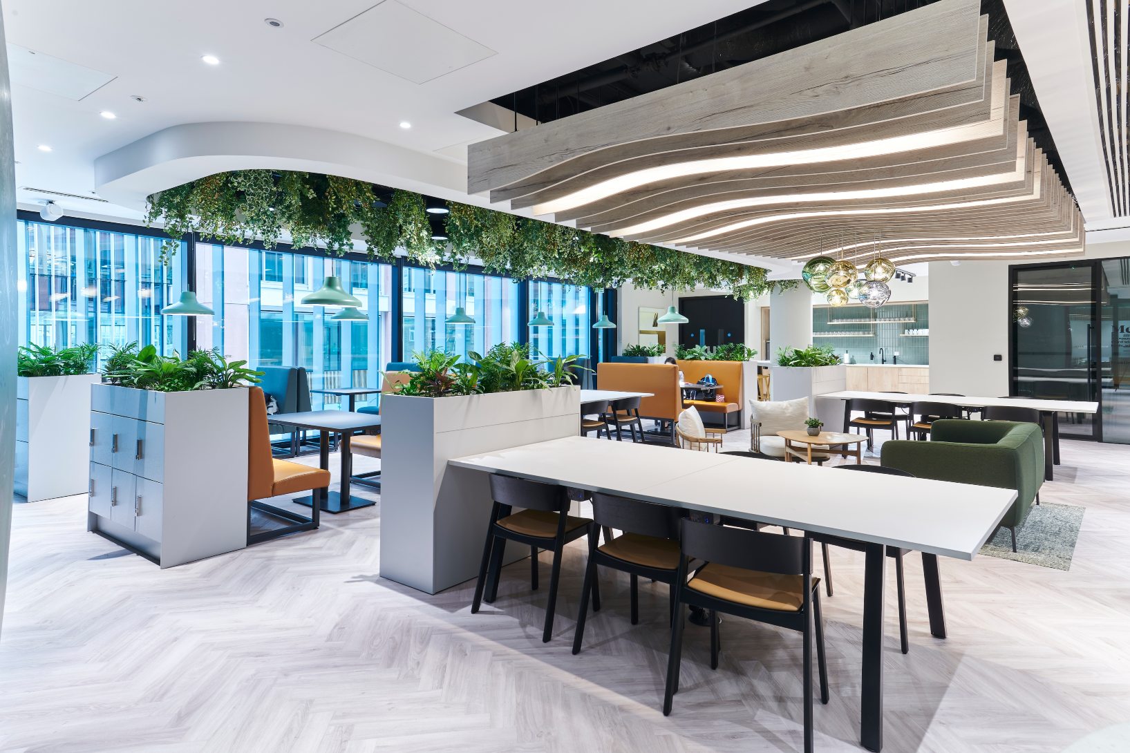 Landmark Office Space - Victoria – Coworking